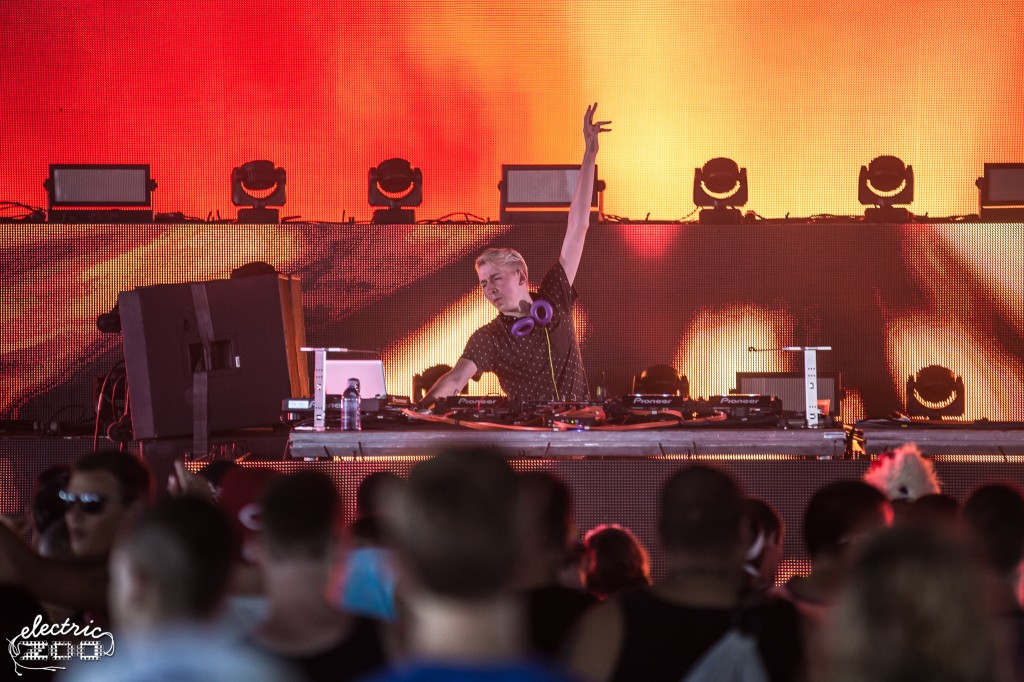 [TSS Interview] Artist Spotlight: Le Castle Vania