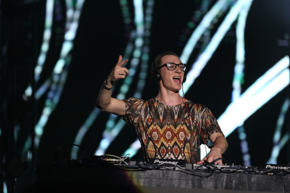 [TSS Premiere] Reid Stefan Transforms Major Lazer's "Lean On"