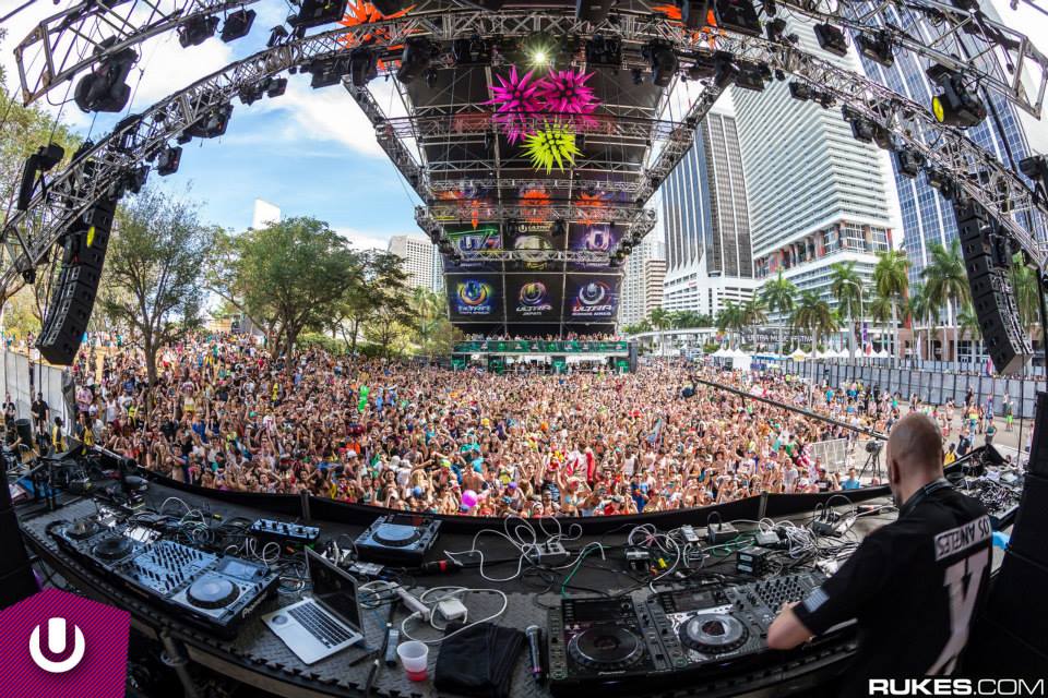 TJR Wants To Know "How Ya Feelin"