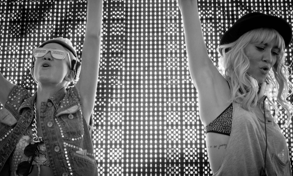 NERVO ft. Kreayshawn, Dev, Alisa - Hey Ricky