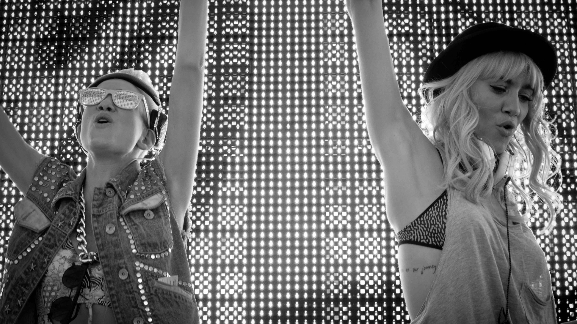 NERVO ft. Kreayshawn, Dev, Alisa - Hey Ricky