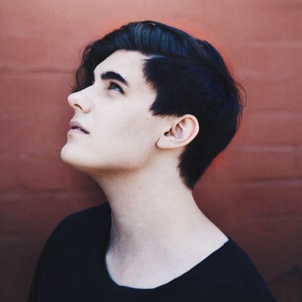 Audien Announces "Daydreams" EP With His New Track "Rooms"