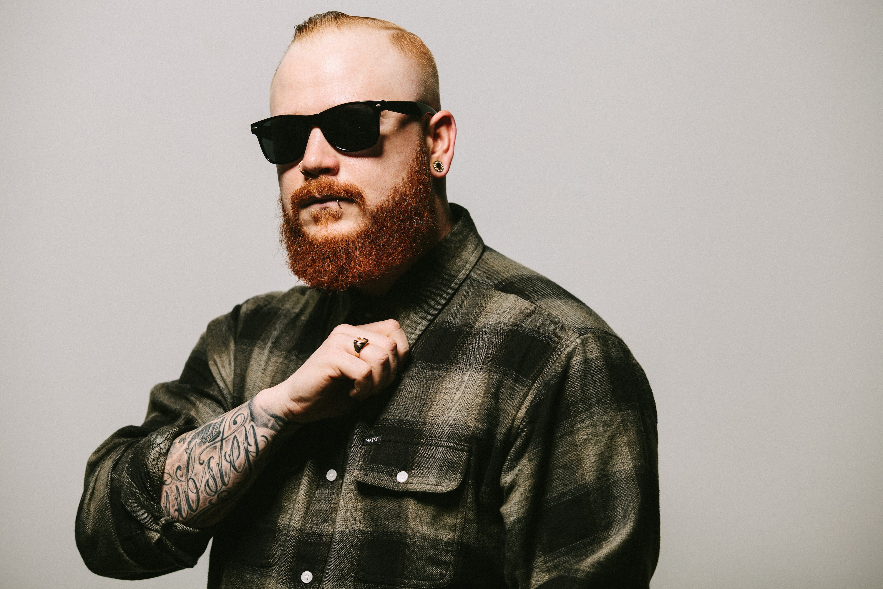 Kennedy Jones Kicks Off Summer With 'Vamos Vacilar'