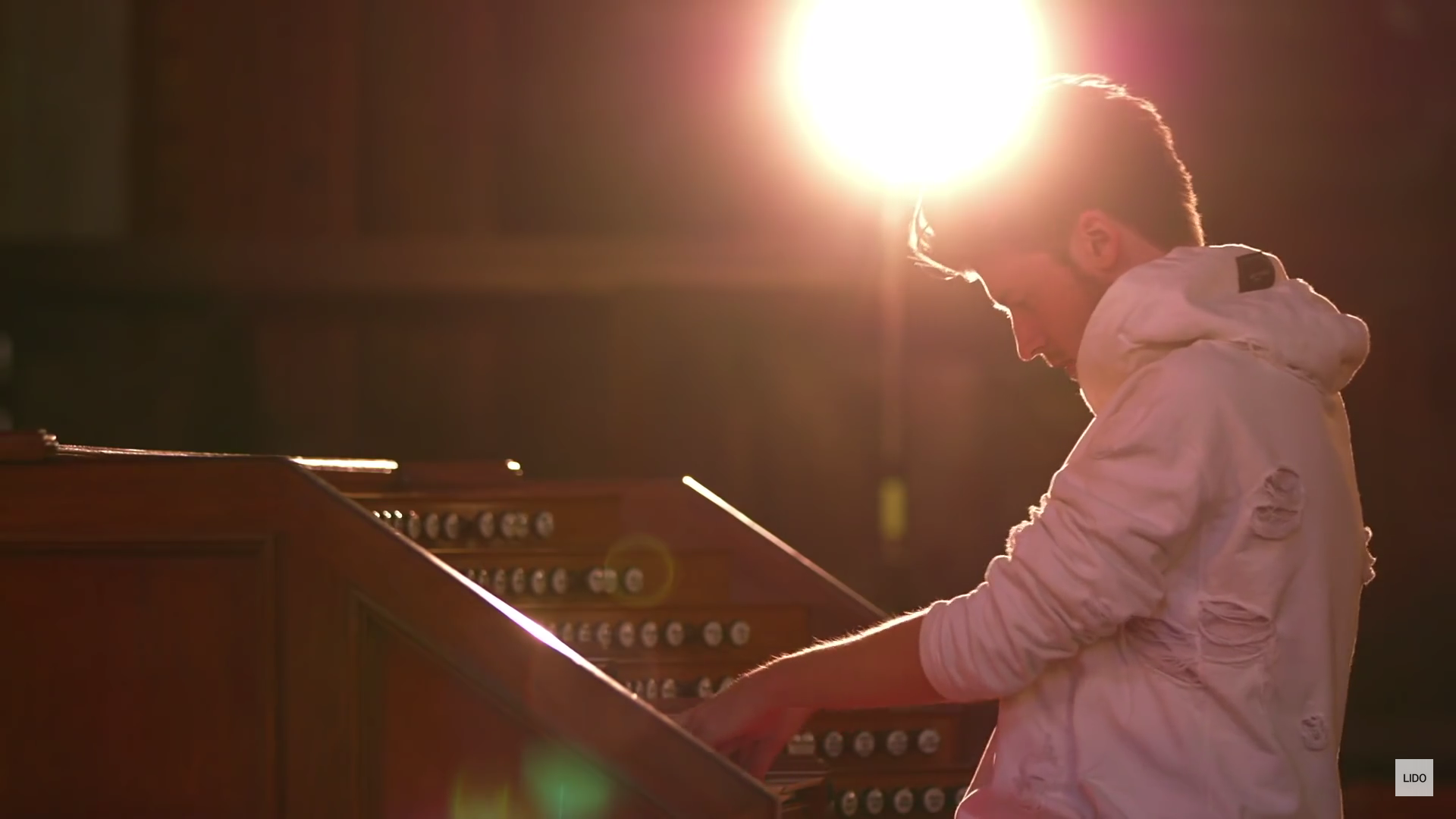 Lido Performs Acoustic Version Of His Single "Angel"