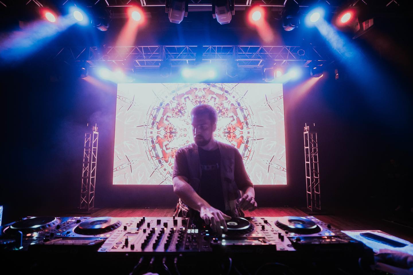 get-to-know-jiqui-thissongslaps - thissongslaps.com - Electronic Dance ...